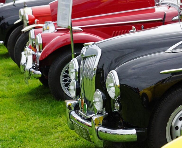 Eryrys Vintage Gathering & Tractor Road Run – Llanarmon-yn-Iâl, Eryrys ...